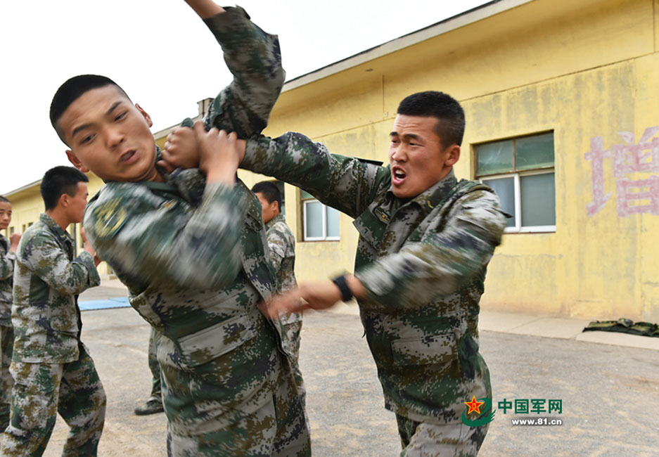 Scouts assemble for training in Beijing Military Region (5) - People's ...