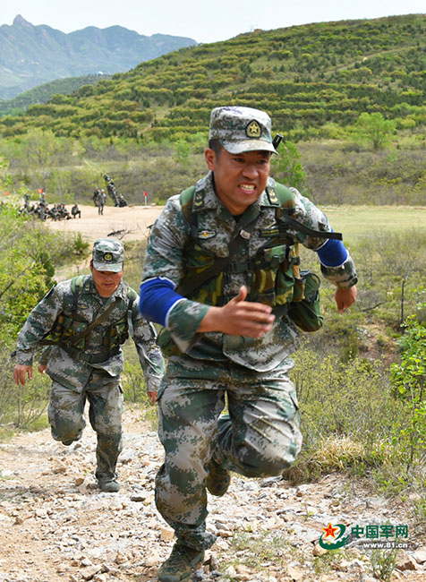 Scouts assemble for training in Beijing Military Region (4) - People's ...