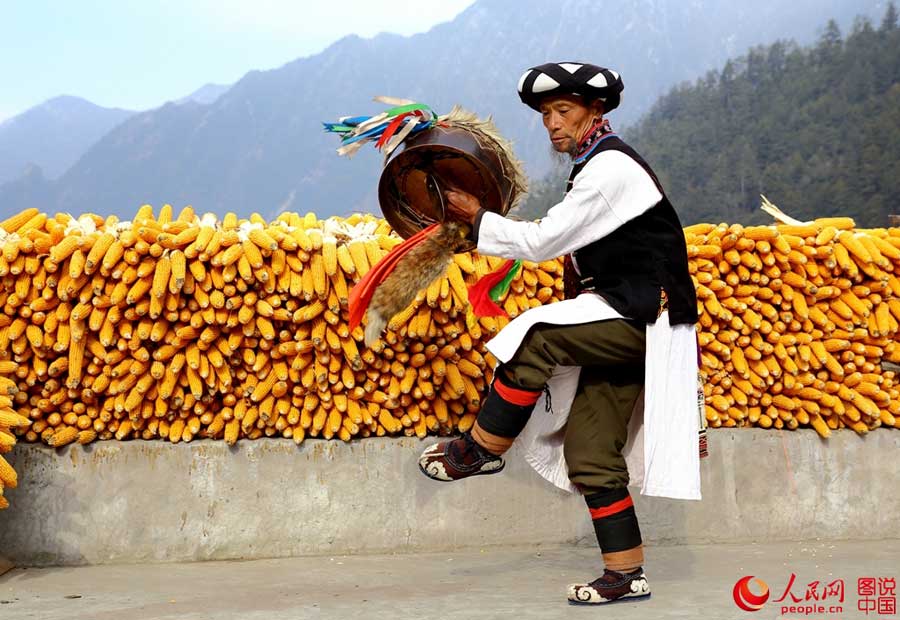 Moments in the life of Qiang people in Sichuan (11) - People's Daily Online