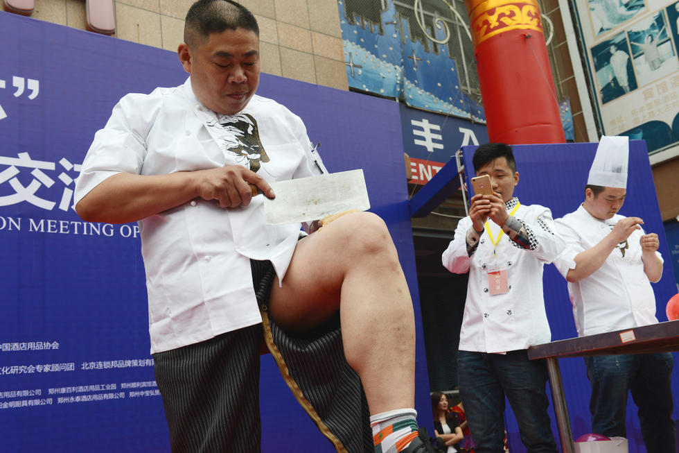 Iron Chefs: Cooks Take on Challenge of Using their Own Thighs or ...