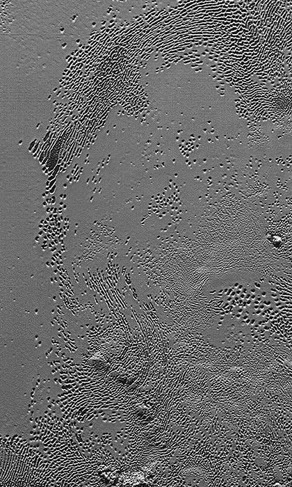 NASA releases high definition photos of Pluto (6) - People's Daily Online