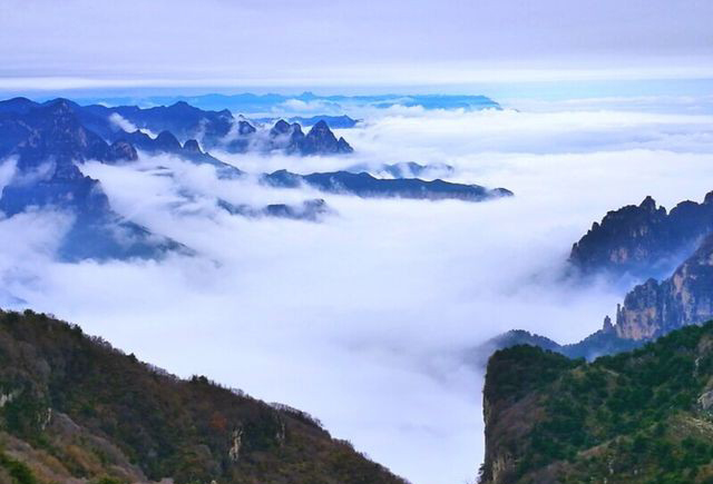 Sea of clouds over Wangmangling Mountain - People's Daily Online