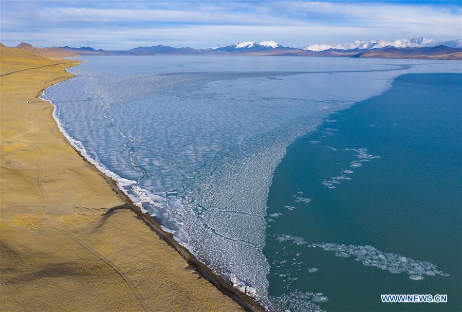 Scenery of Puma Yumco Lake in Tibet (6) - People's Daily Online
