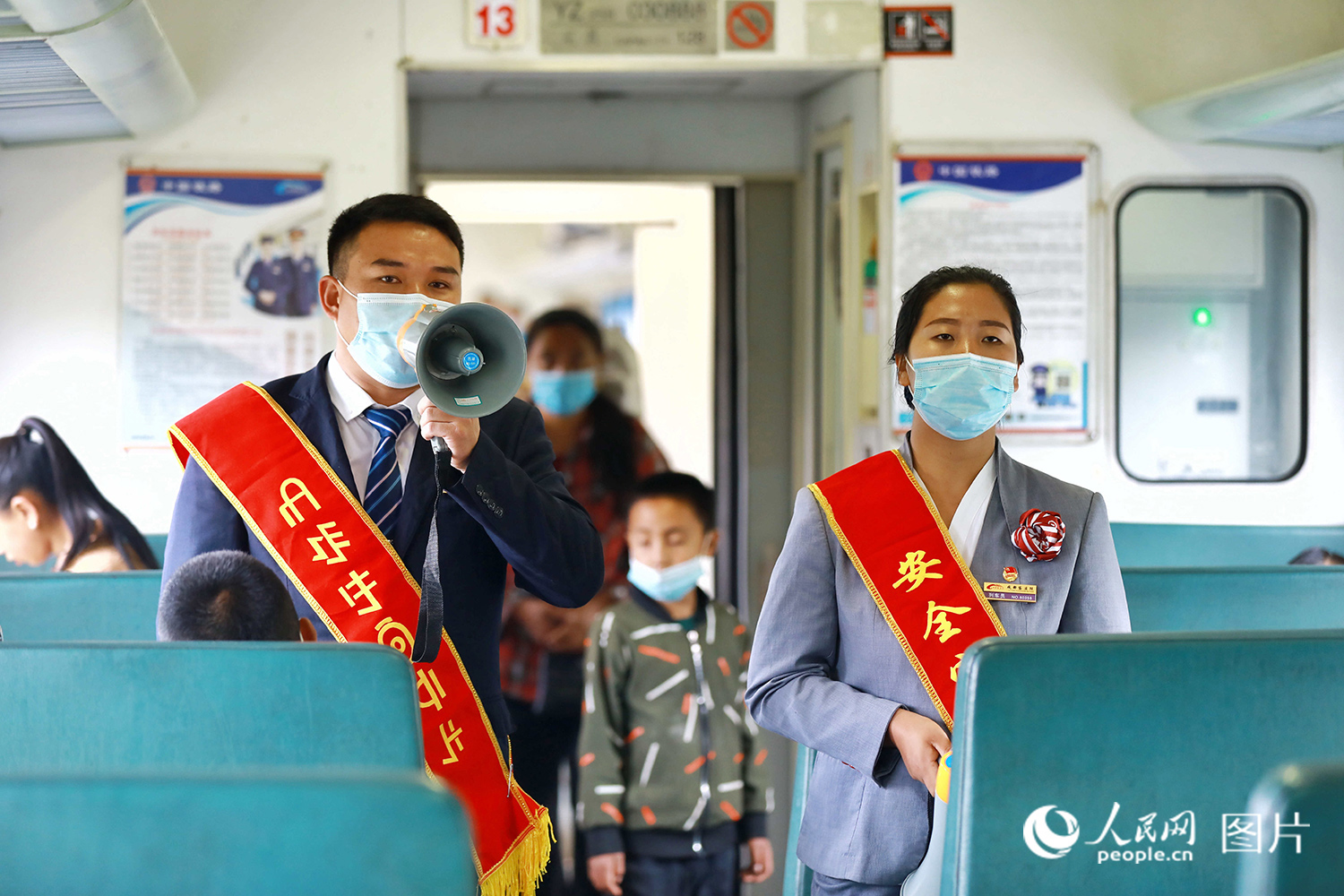 ‘Little slow trains’ in SW China’s Sichuan turned into school buses for ...