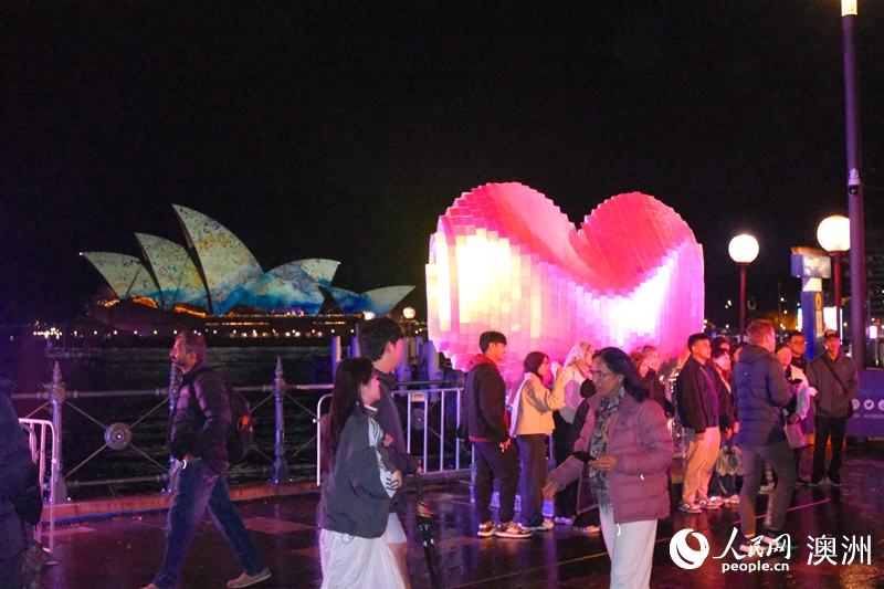 Chinese international students' artwork featured at Vivid Sydney 2026 ...