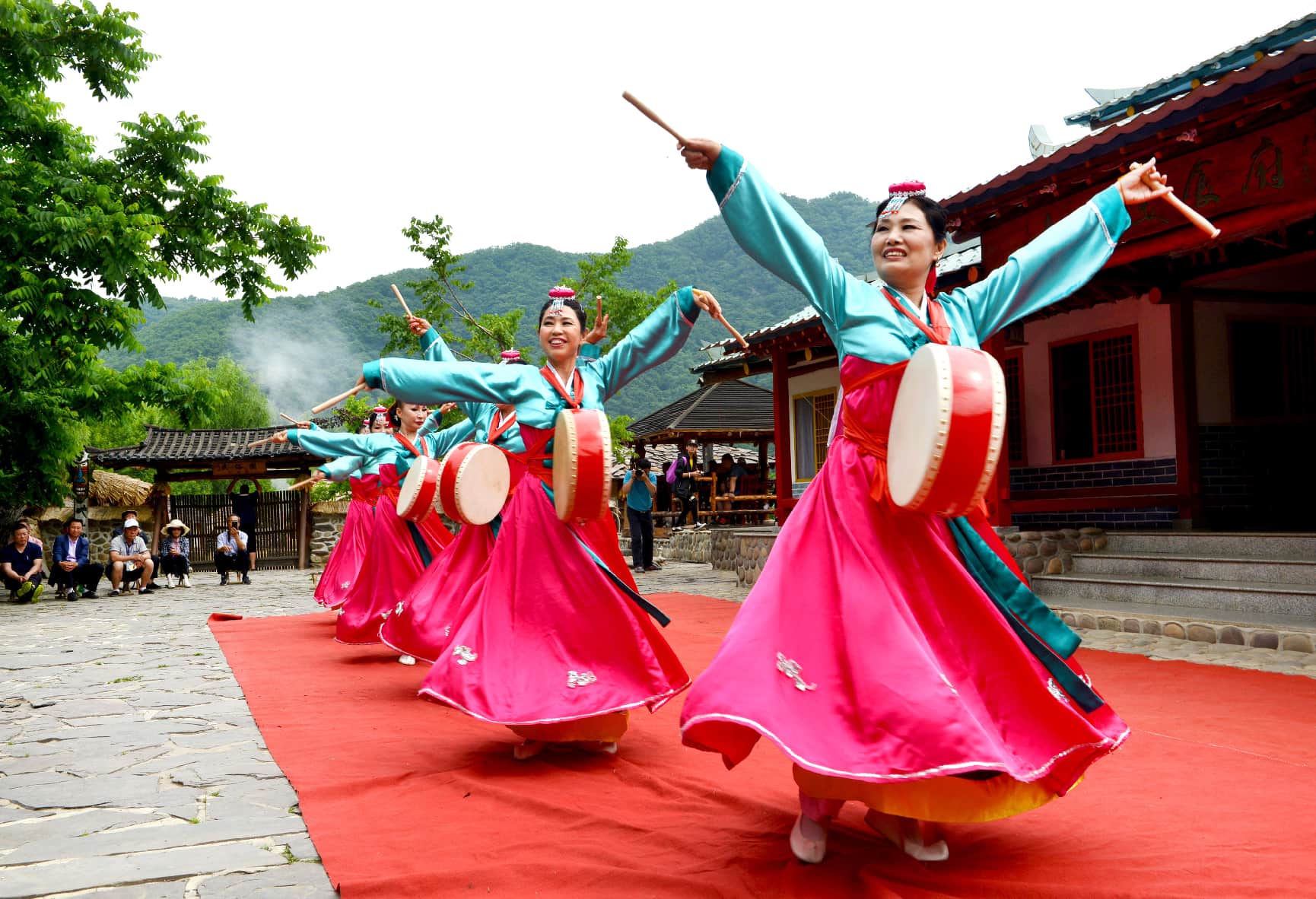 Friendship flourishes along Yalu River - People's Daily Online