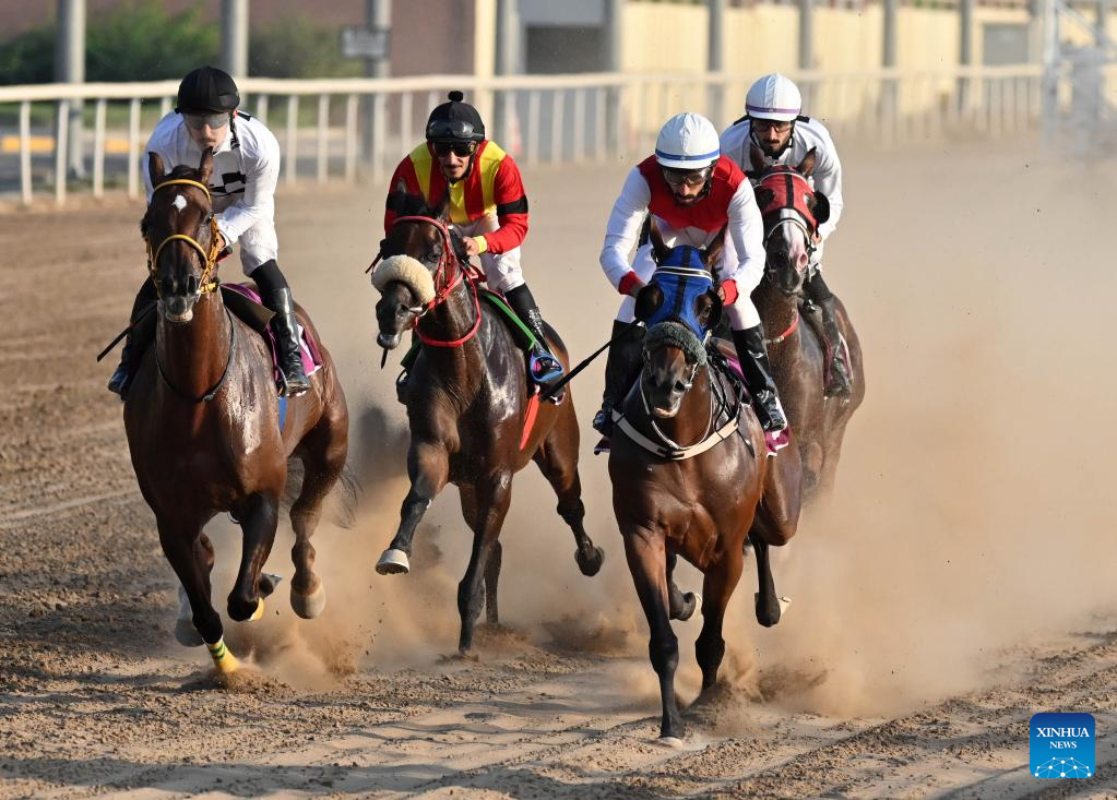 Horse racing season kicks off in Kuwait - People's Daily Online