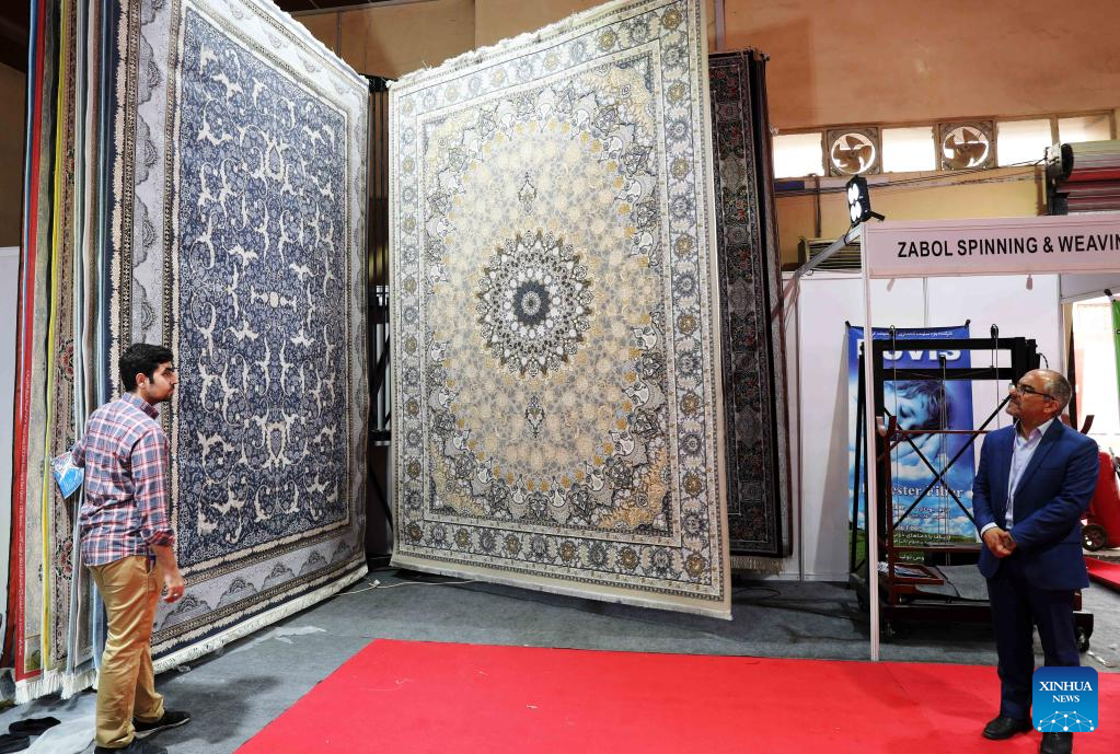 Baghdad int'l trade fair reopens after three-year hiatus - People's ...