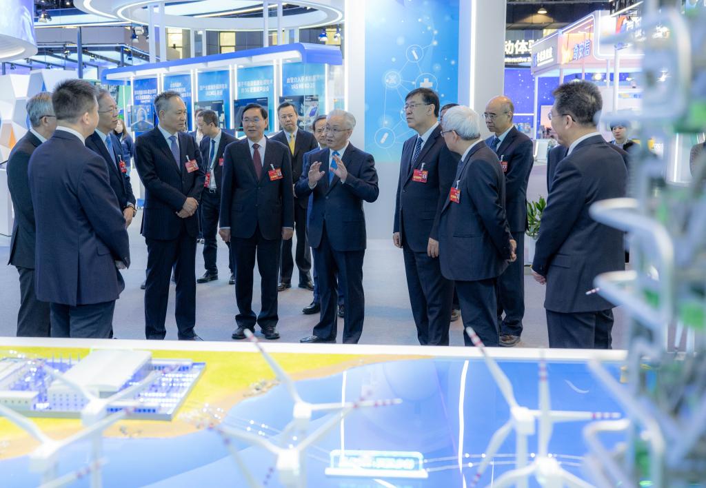 Chinese vice premier calls for mutually beneficial, win-win global sci-tech cooperation - People ...