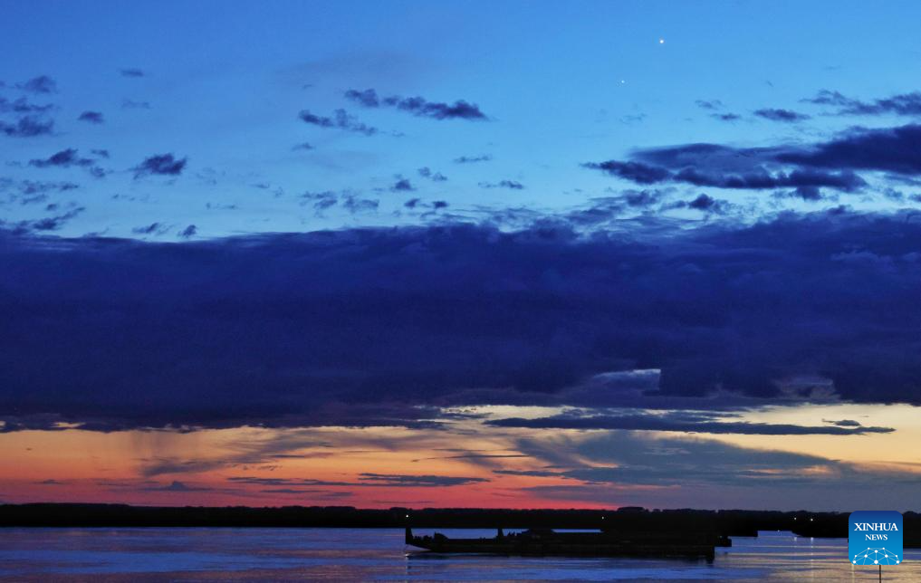 Conjunction of Jupiter, Venus pictured in sky over China's Heilongjiang ...